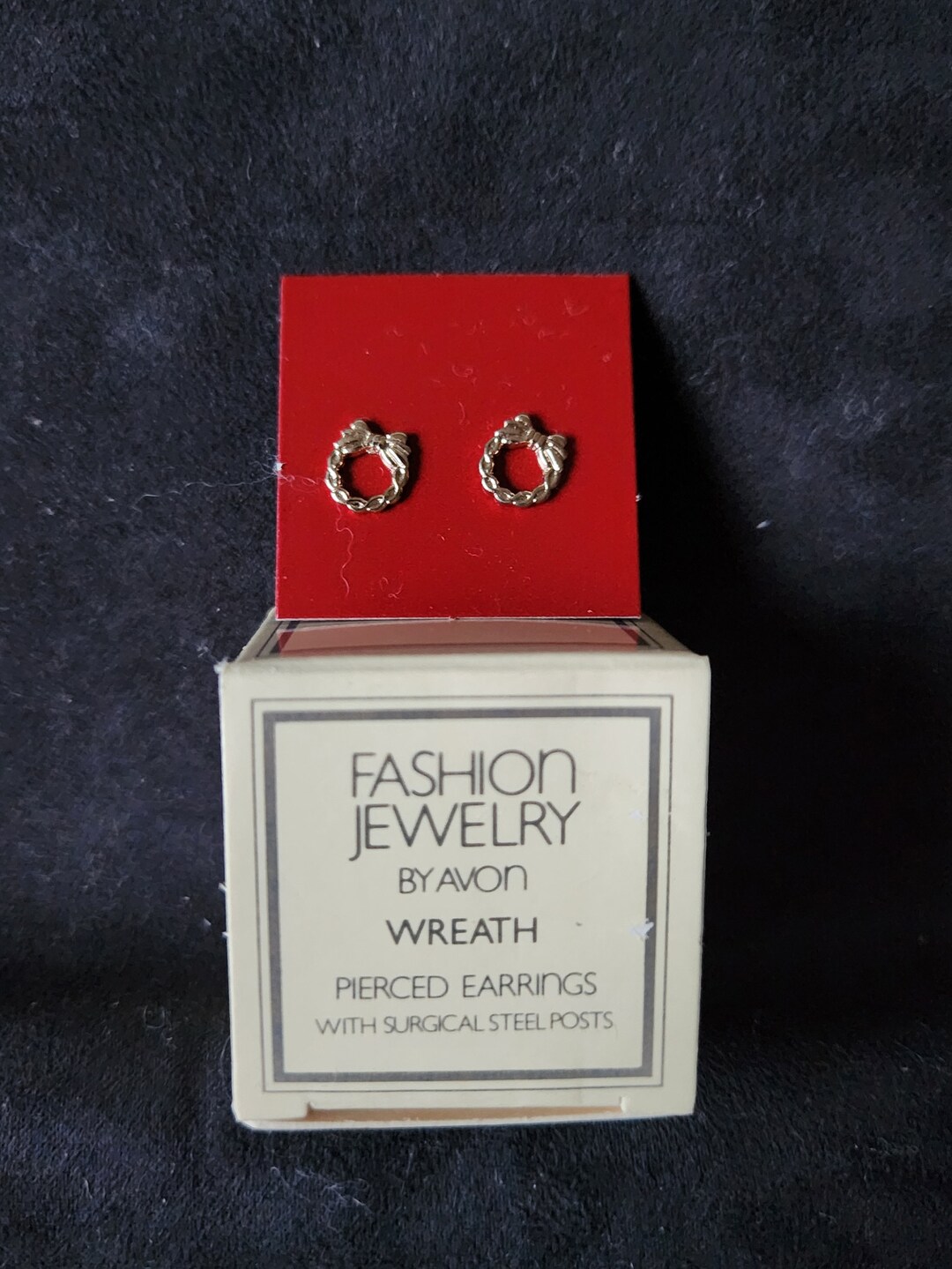 Avon Wreath Earrings - Etsy