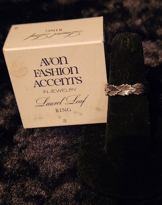 vintage avon ring laurel - Gem