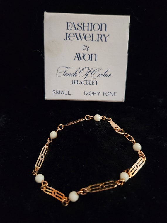 vintage avon ivory color - Gem