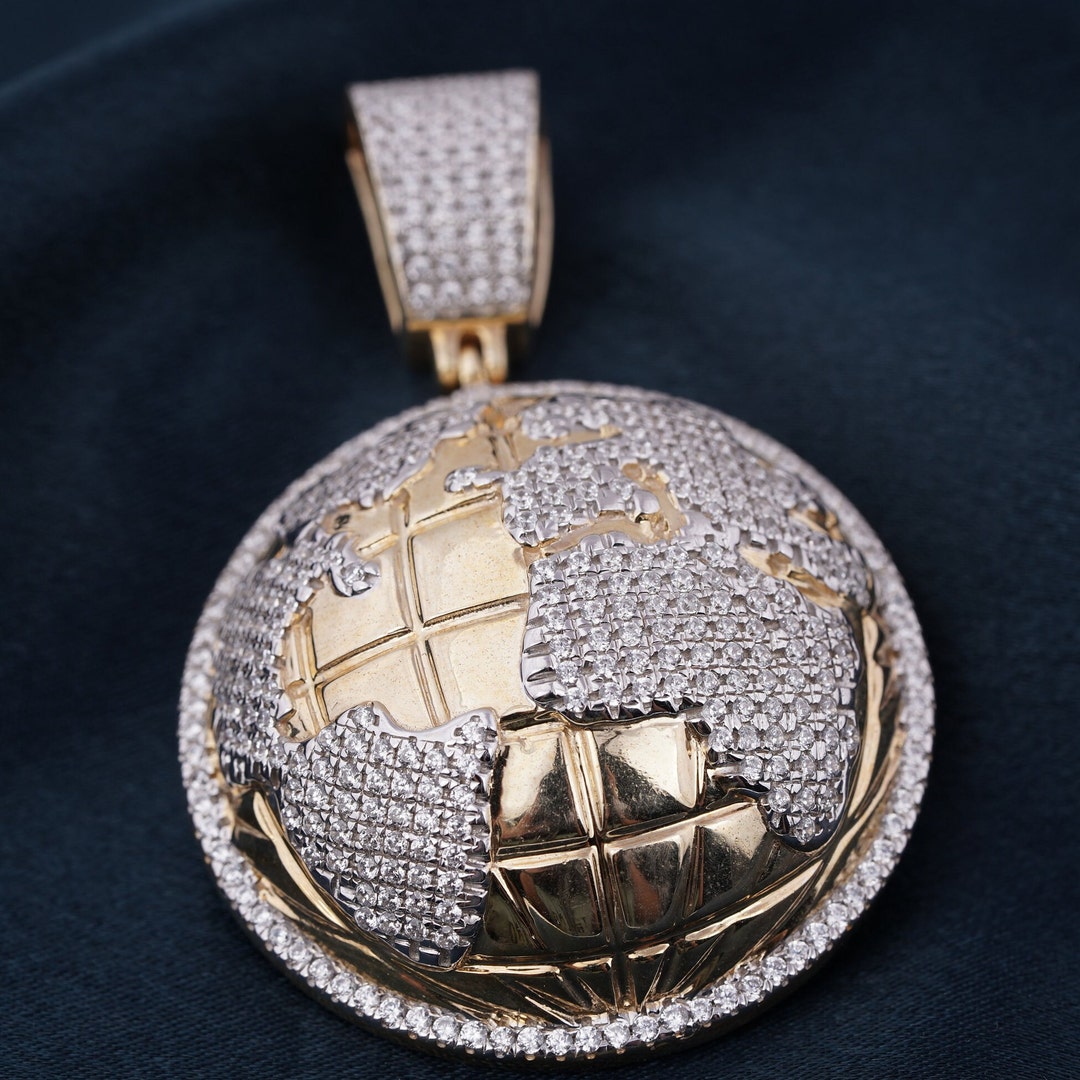 Customize Earth Design Pendant White Diamond World Pendant Money ...