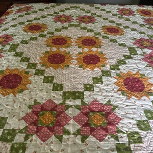 May Flowers Quilt Pattern - Etsy