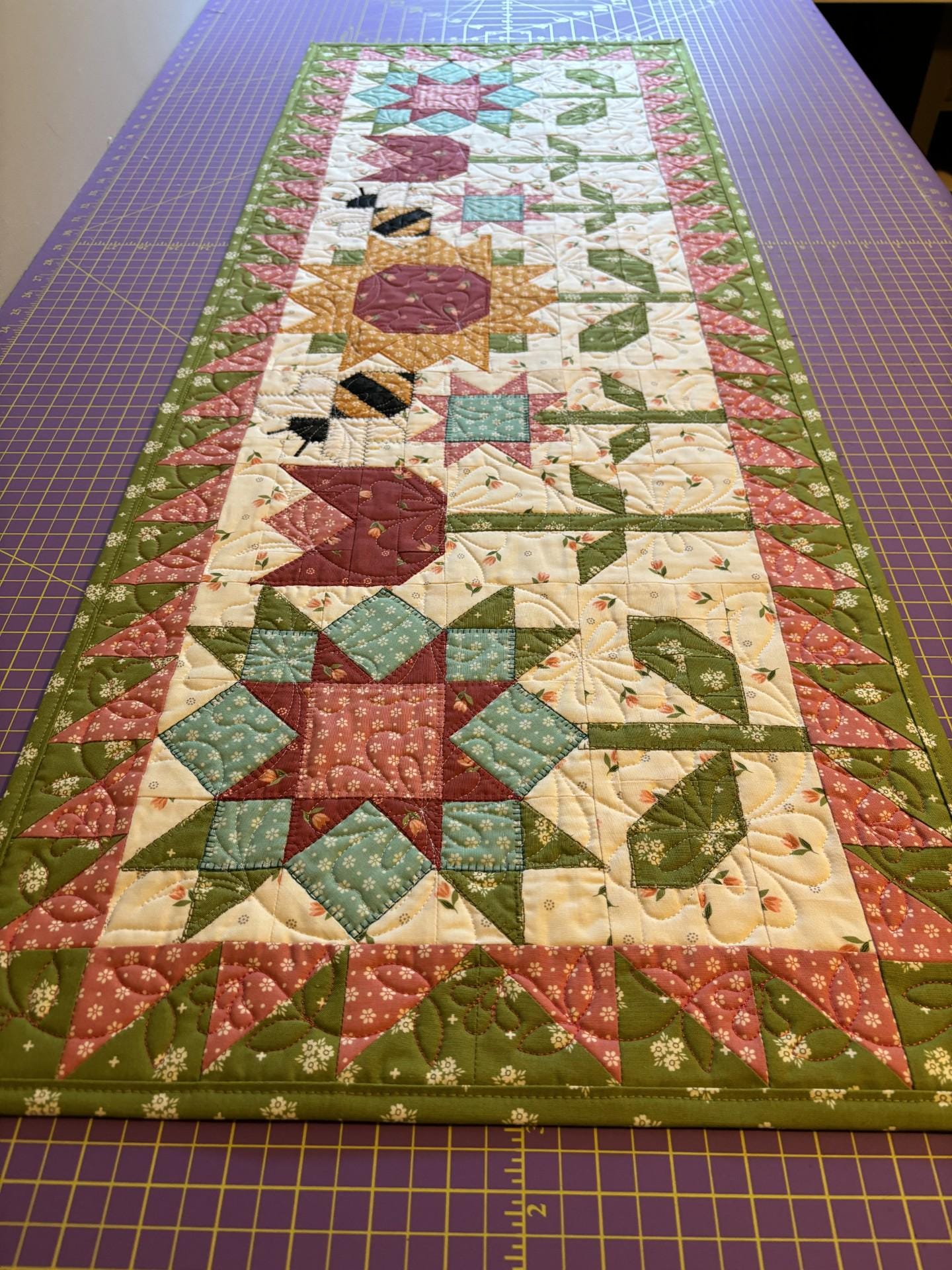 2 Bumblebee Quilt Block Patterns, 4" X 4" and 8" X 8" Finished Sizes ...