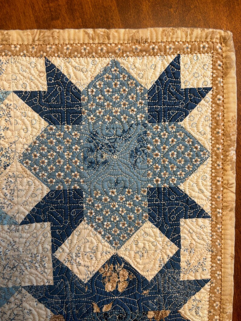 Weathervane Table Runner Pattern - Etsy