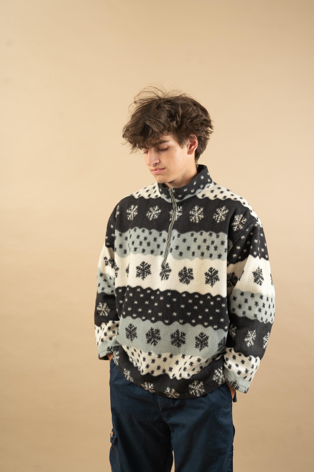 Vintage Polar Jumper Fleece Sweater Black White Abstract Crazy Pattern ...