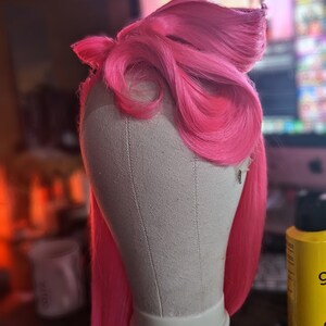 Brand New Pink Lace Frontal Styled Wig / Pink Finger Wave Lace Front ...