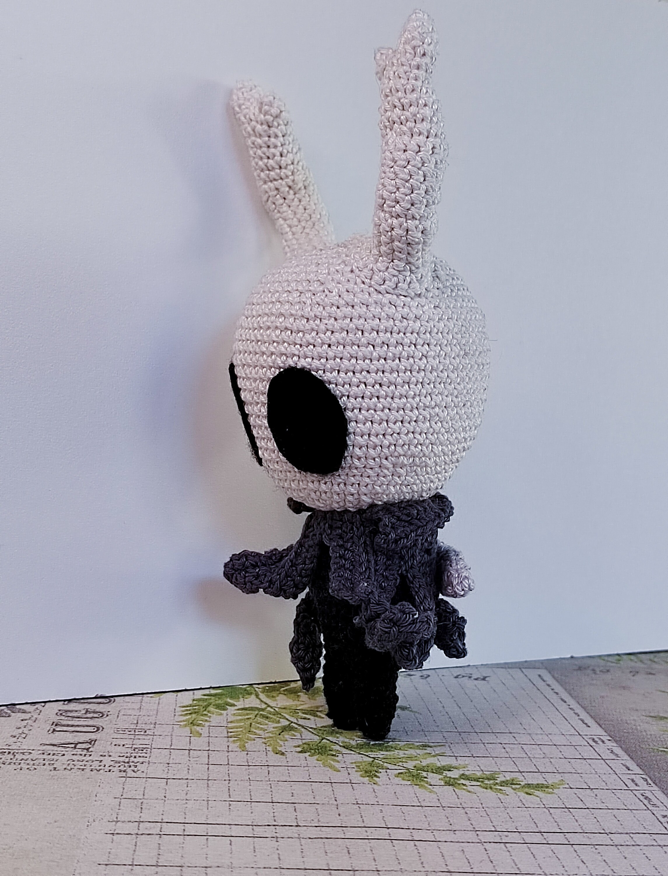 Hollow Knight Amigurumi the Knight - CROCHET PATTERN - PDF Amigurumi ...