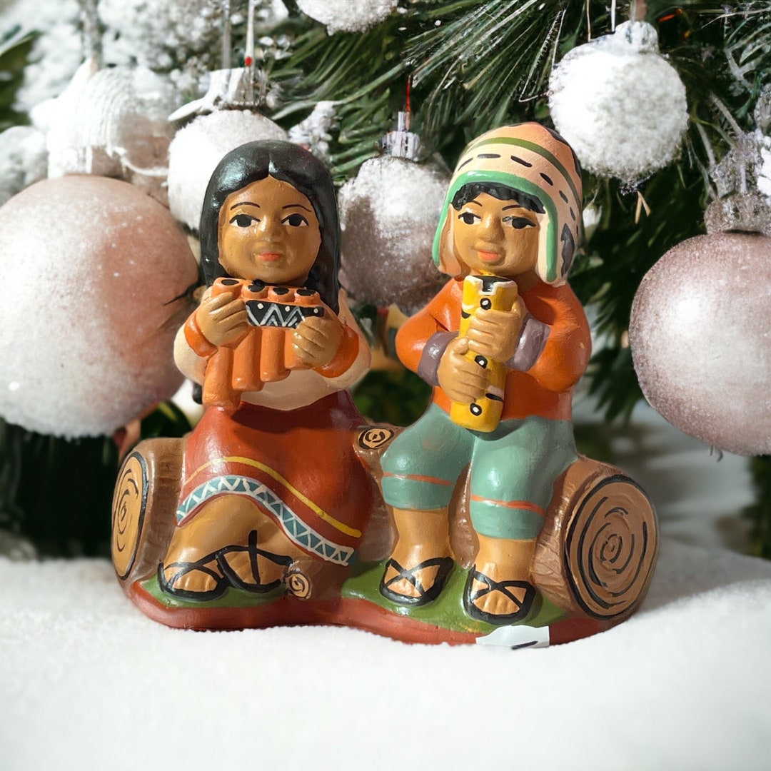 Peruvian Couple of Musicians - in Clay - Etsy