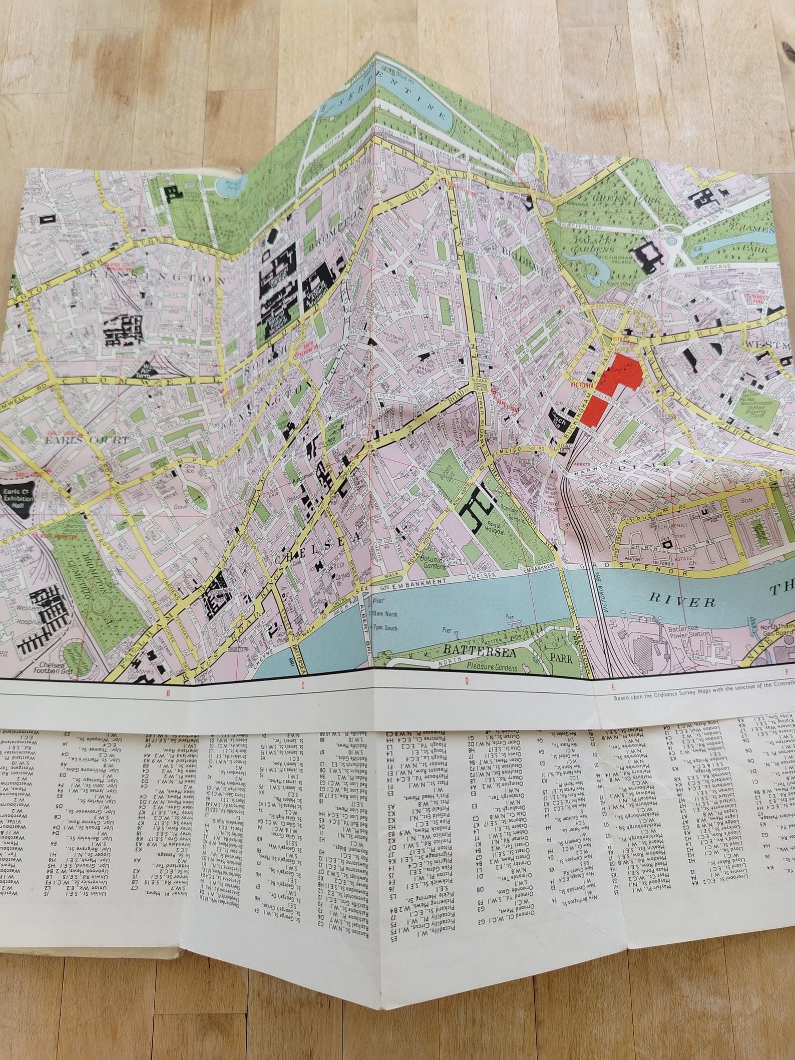 Quirky 1960's Vintage Geographia Map of London Including Places of ...