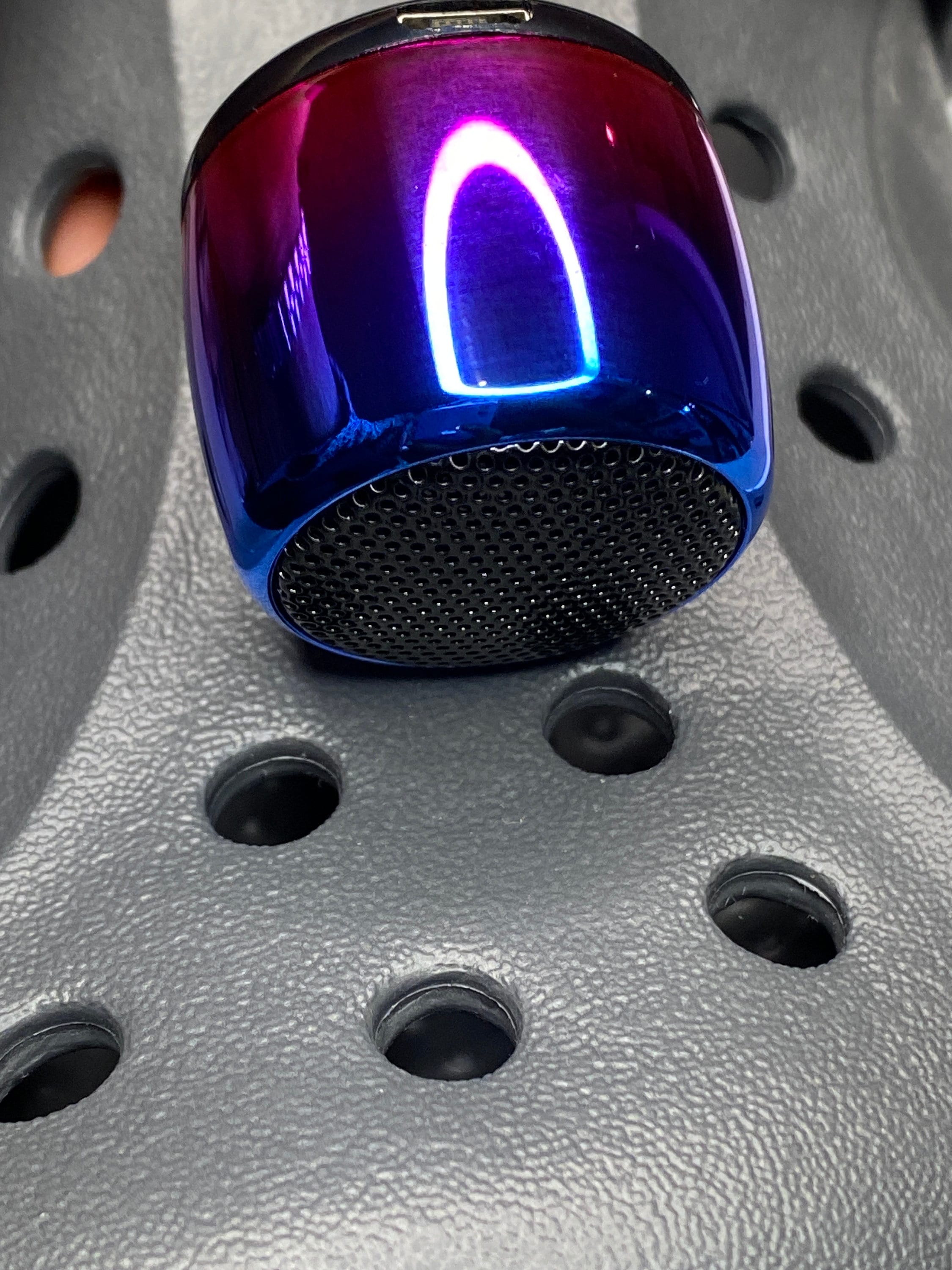 Bluetooth Croc Charm Speaker - Etsy