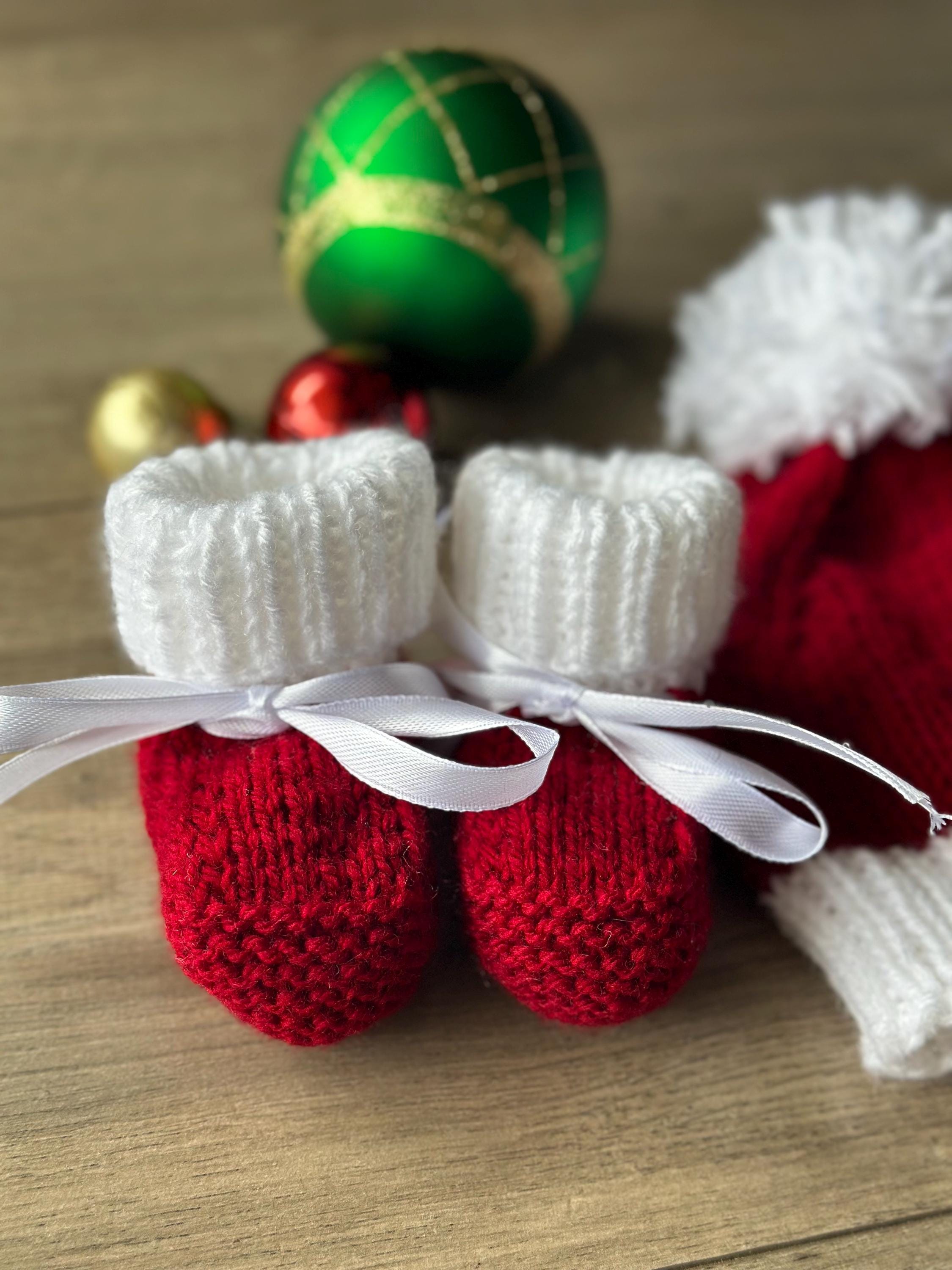 Christmas Baby Booties and Beanie Set - Etsy
