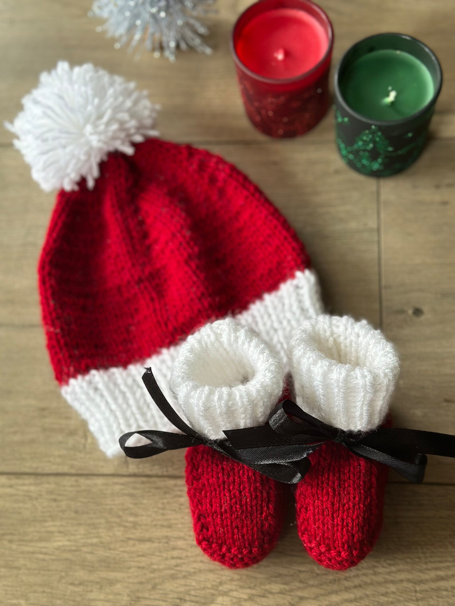 Christmas Baby Booties and Beanie Set - Etsy