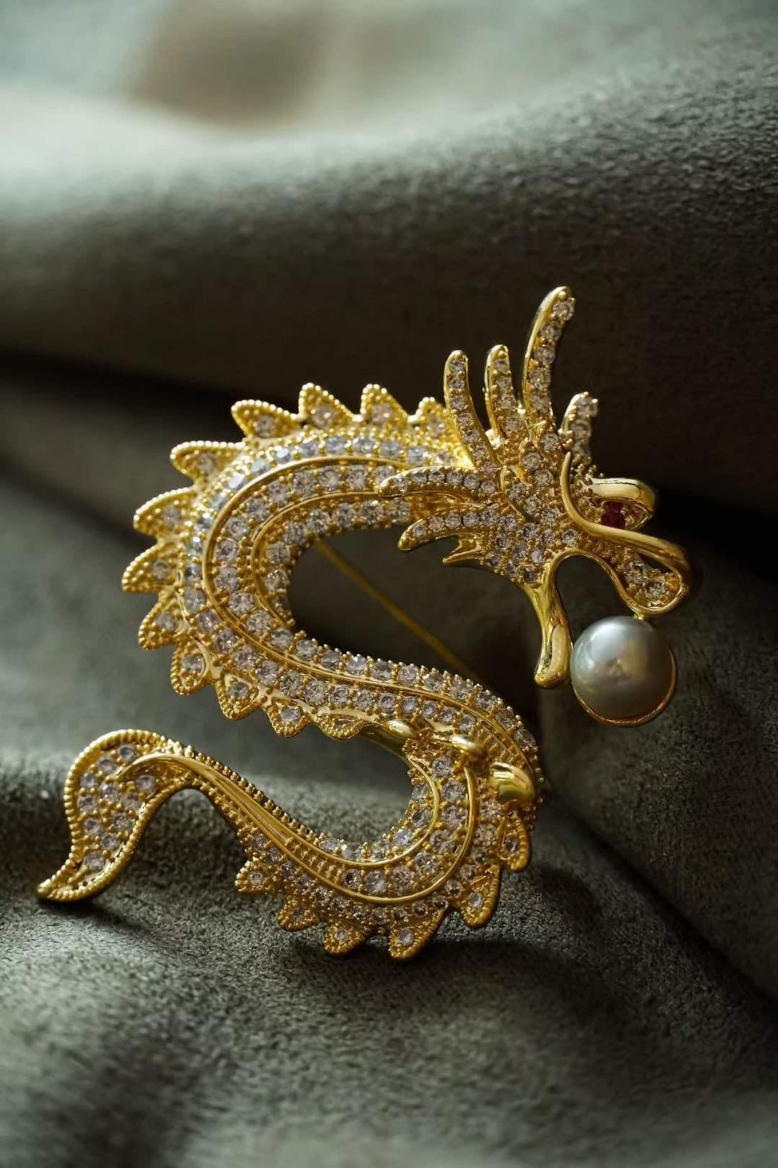 Statement Dragon Brooch Pin Gift, Year of Dragon Gift, Natural Pearl ...
