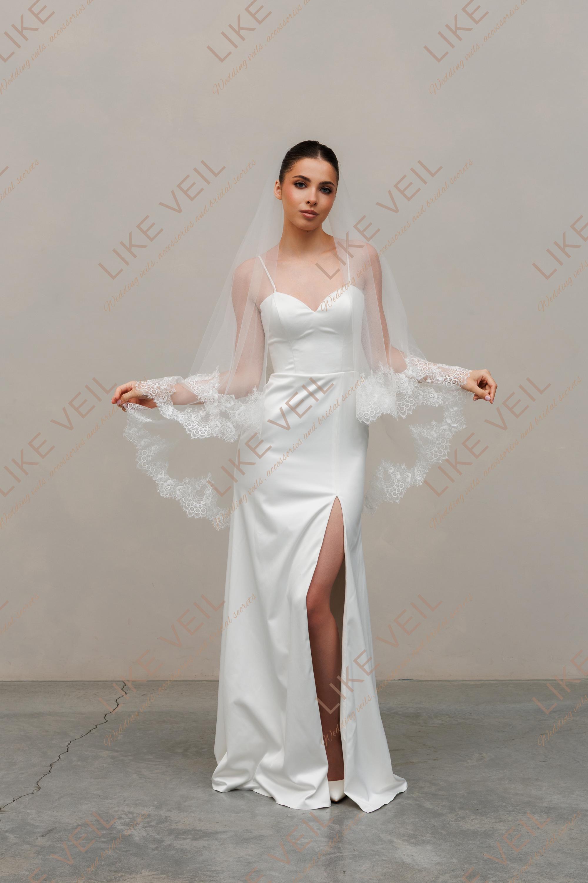 Classic 2 Tier Lace Edge Veil | Soft Tulle Design for Brides - Etsy