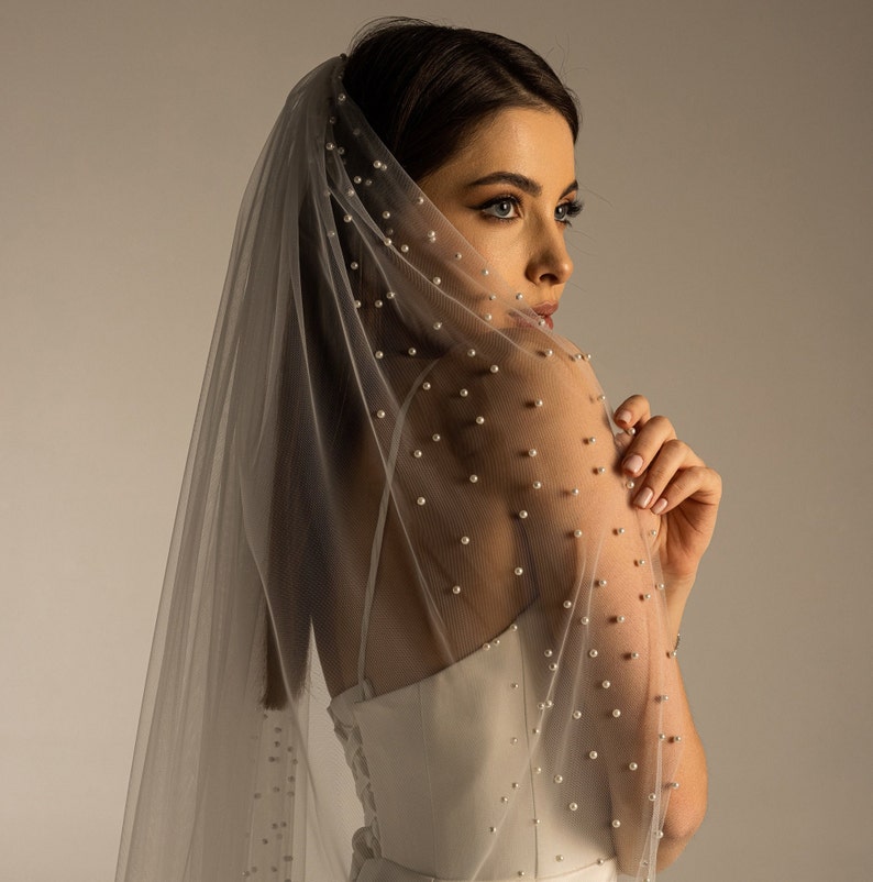 Wide Pearl Trim Veil, Gradient Contour Cathedral Bridal Veil, Ivory ...