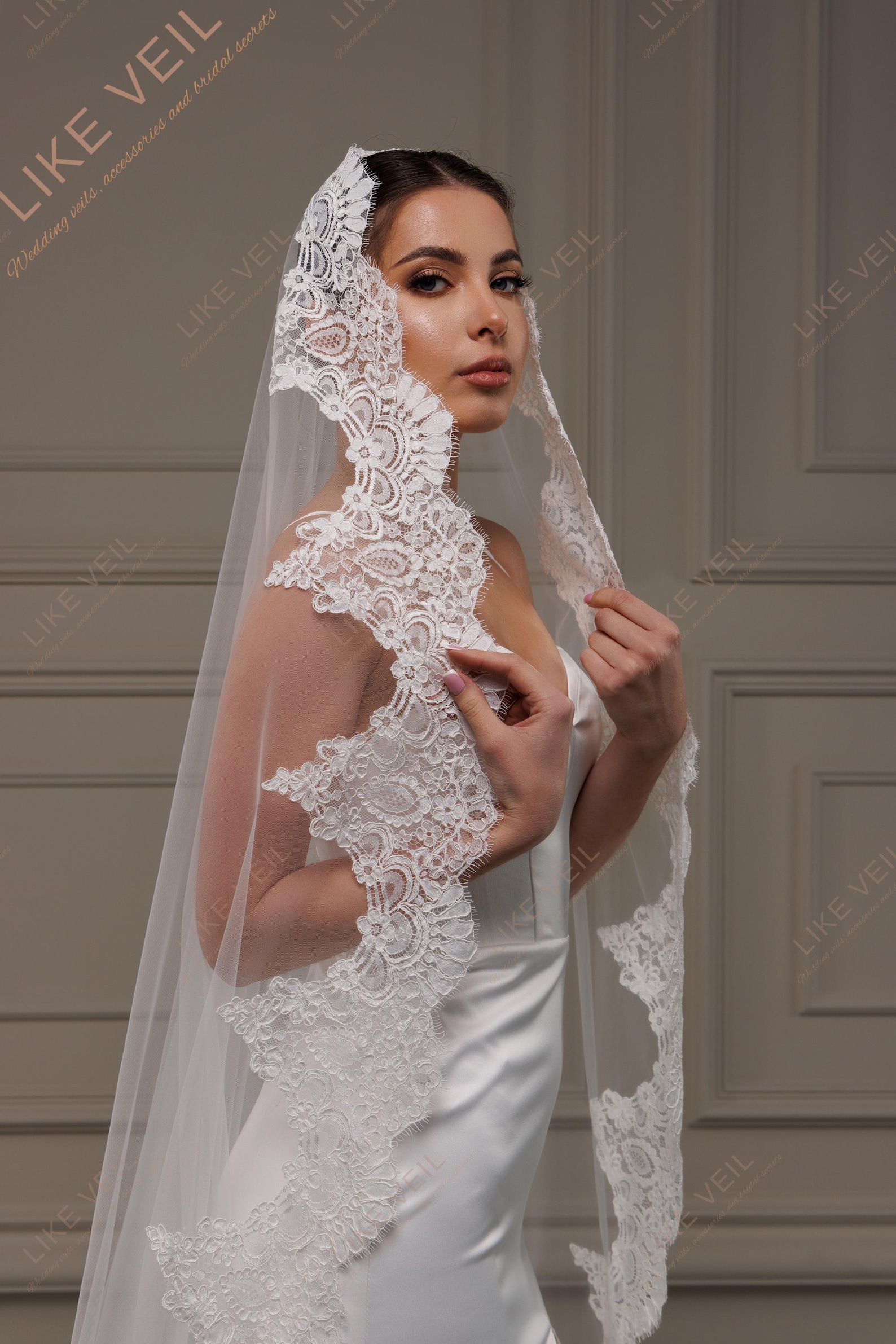 Lace Mantilla Veil | One Layer Spanish Bridal Veil | Cathedral Length ...