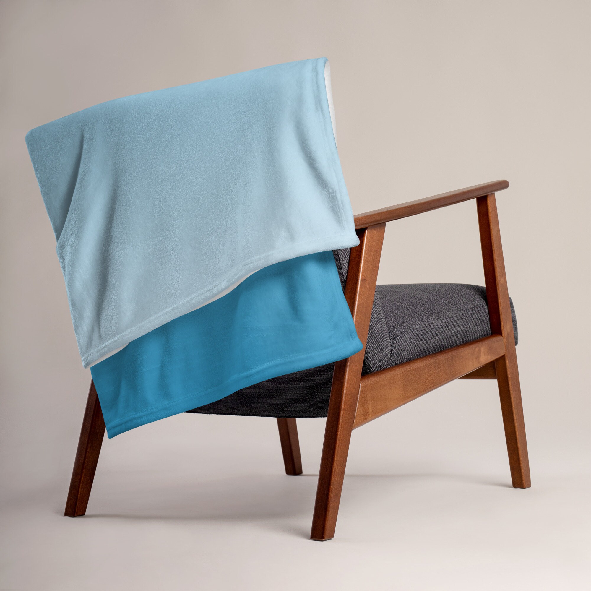 Nimbus Blue Throw Blanket - Chic Blue Gradient Design | Premium Soft ...