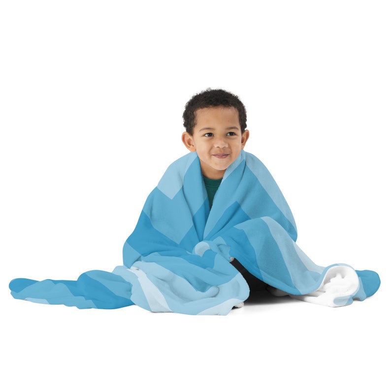 Nimbus Blue Throw Blanket - Edgy Blue Zig-zag Design | Premium Soft ...