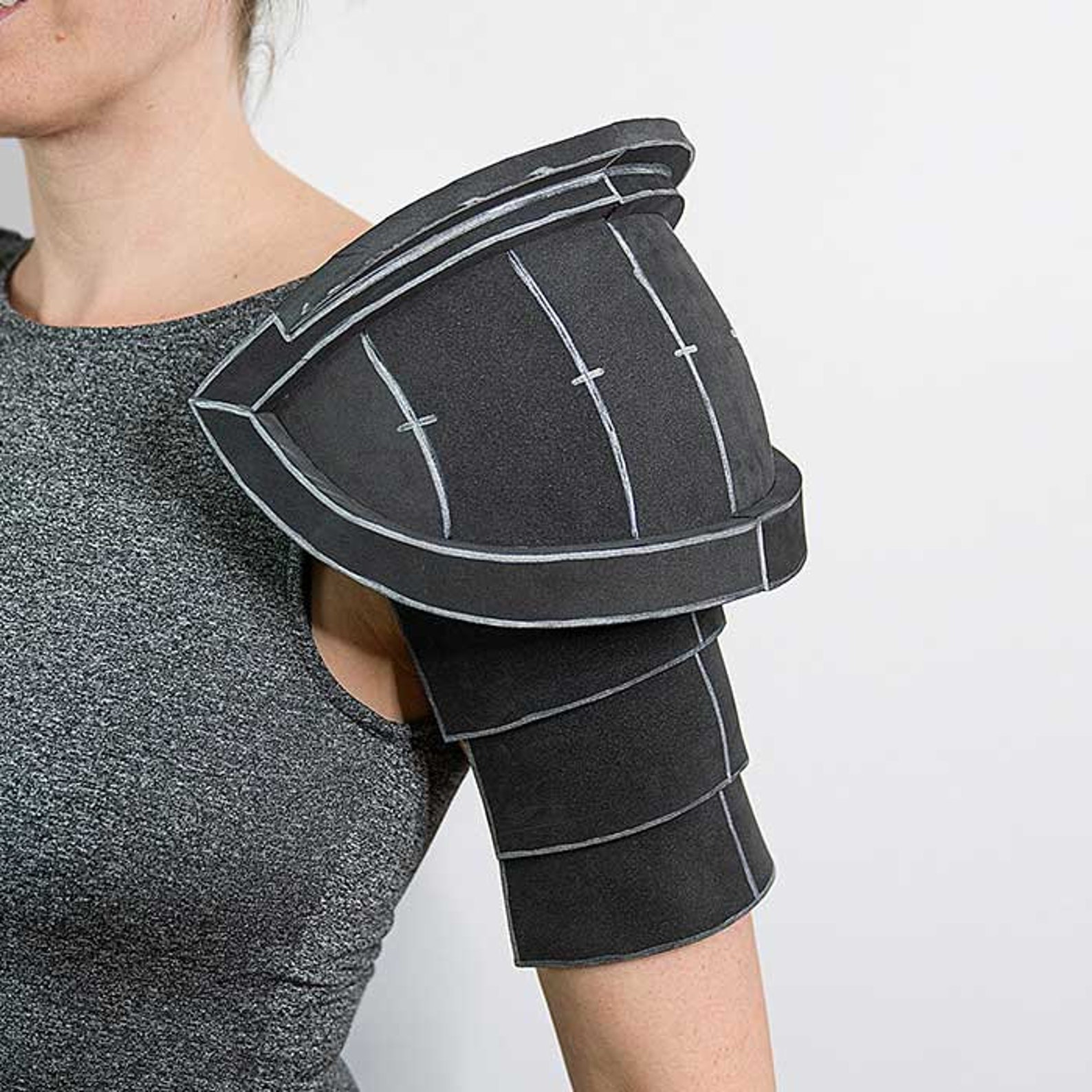 Bulky Shoulder Armor Pattern - Digital Download | PDF - Etsy