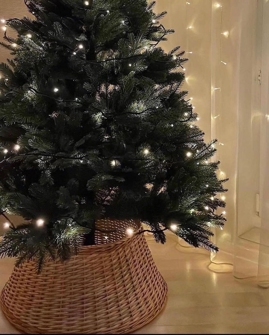 Handmade Wicker Christmas Tree Collar Ecofriendly Woven Tree Skirt ...