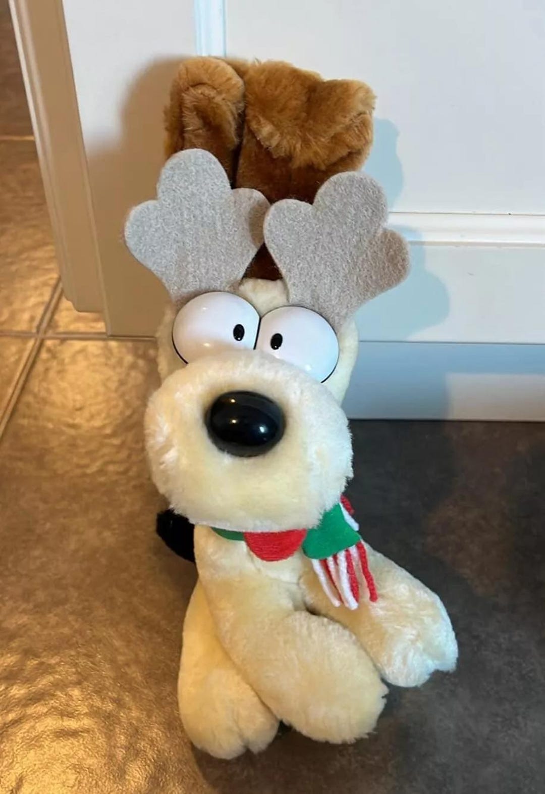 Vintage 1981 Garfield Odie Reindeer Dog Plush With Scarf Mcdonalds 9 ...