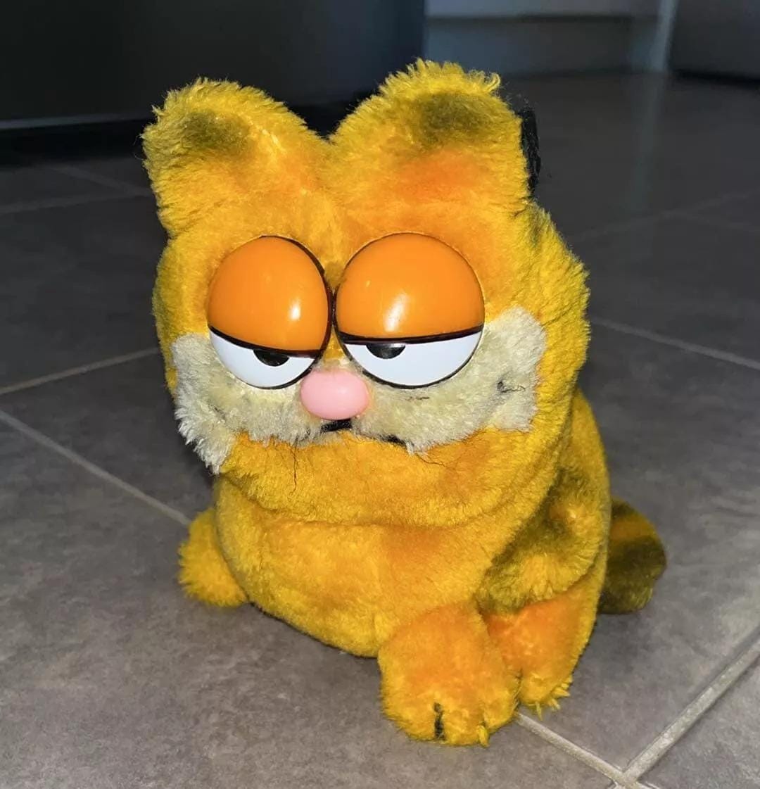 1981 Dakin Garfield Sitting Cat Stuffed Animal Plush Toy 8 - Etsy