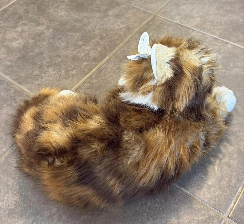 2004 Ty Classic Kitty Cat Jumbles Calico Brown Tabby White Paws Long ...