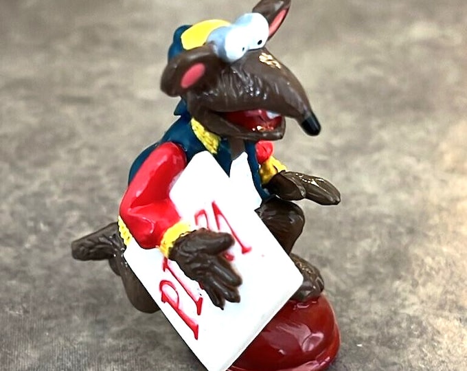 The Muppet Show RIZZO RAT PVC Figurine Replacement Chess Piece Pawn Red ...