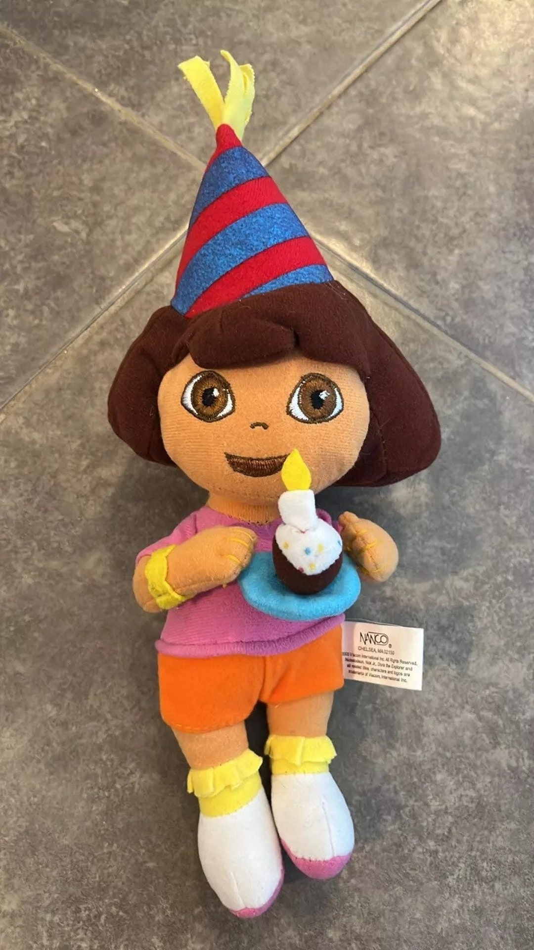 2004 Dora the Explorer Plush Nick Jr. Happy Birthday Cupcake Candle 9 ...