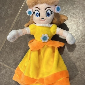 Super Mario Brothers Princess Daisy Plush Toy 8 Inch - Etsy