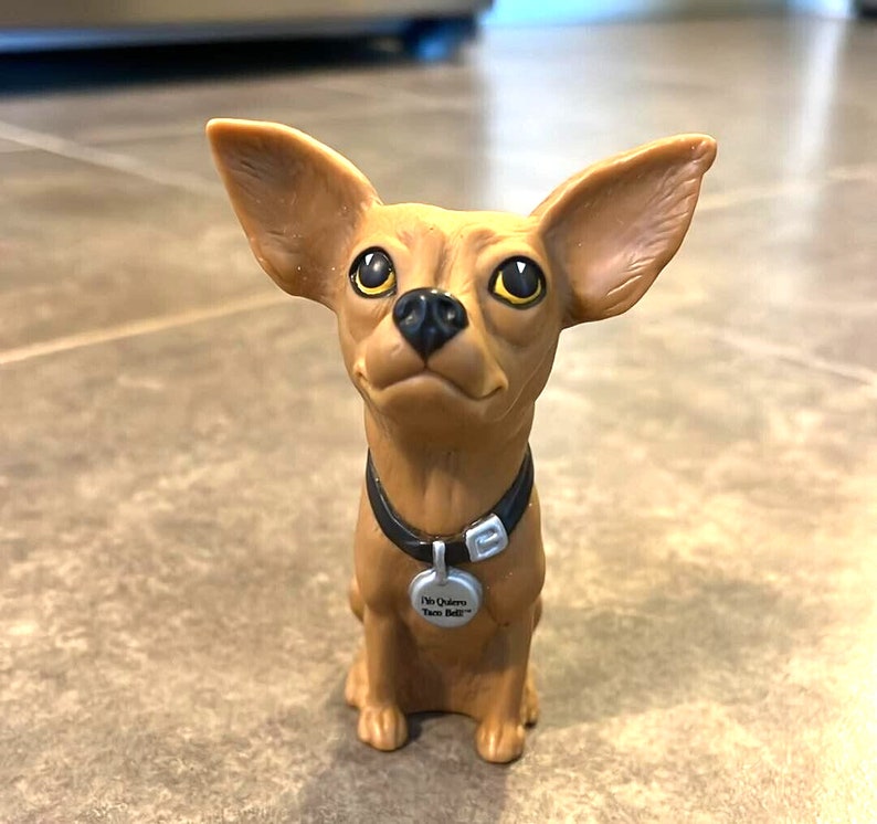 Vintage TACO BELL Chihuahua Dog Yo Quiero Taco Bell Figure Toy 4 ...