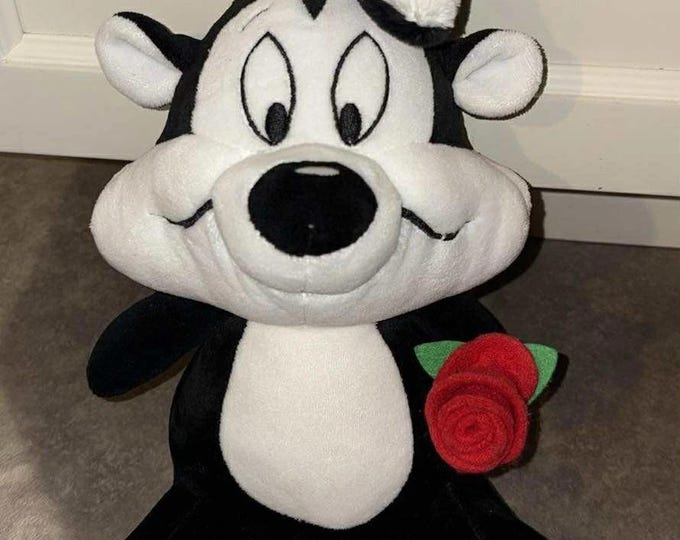 Pepe Le Pew Hallmark Plush Skunk Sings Cartoon With Rose 10” - Etsy