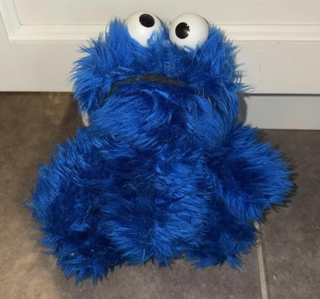 Knickerbocker Sesame Street Cookie Monster Plush Blue Rattlel Eyes 10 ...