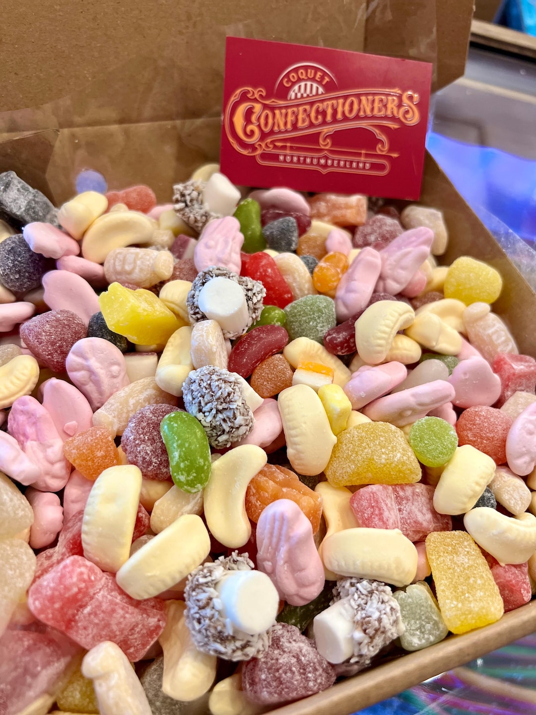 Throwback Jelly Sweet Gift Box | 800g or 1kg | Optional Personalised ...