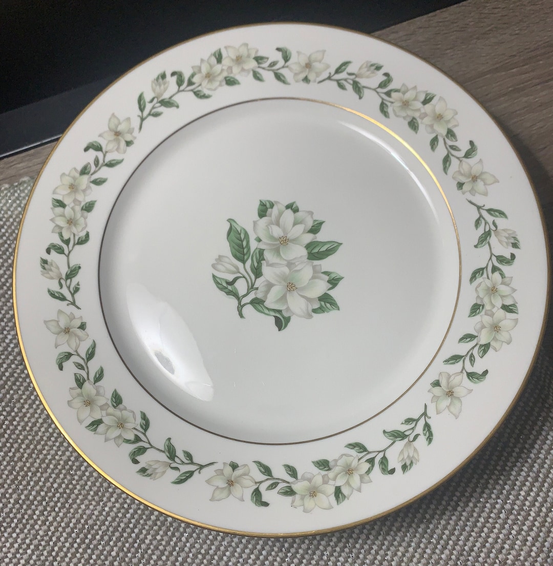 Princess China Tru-tone Bridal Wreath Fine China by Empcraft 10 3/8 ...
