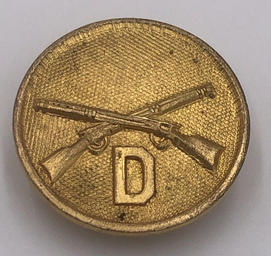 WWI US Company D Infantry Collar Disc Crossed Rifles Army Military ...