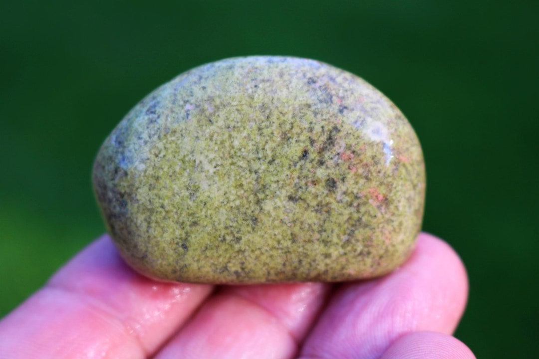 Epidote in Basalt, 2.22oz Palm Sized, Naturally Water Tumbled, Lake ...