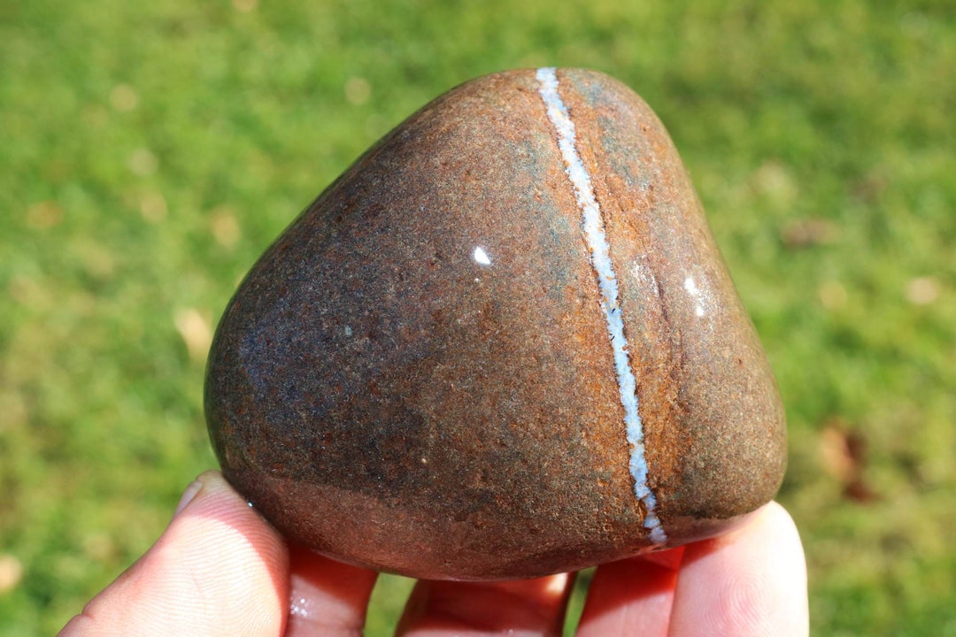 Incredible Magnetic Rhyolite Wish Stone Volcanic Rock, 12.4oz With ...