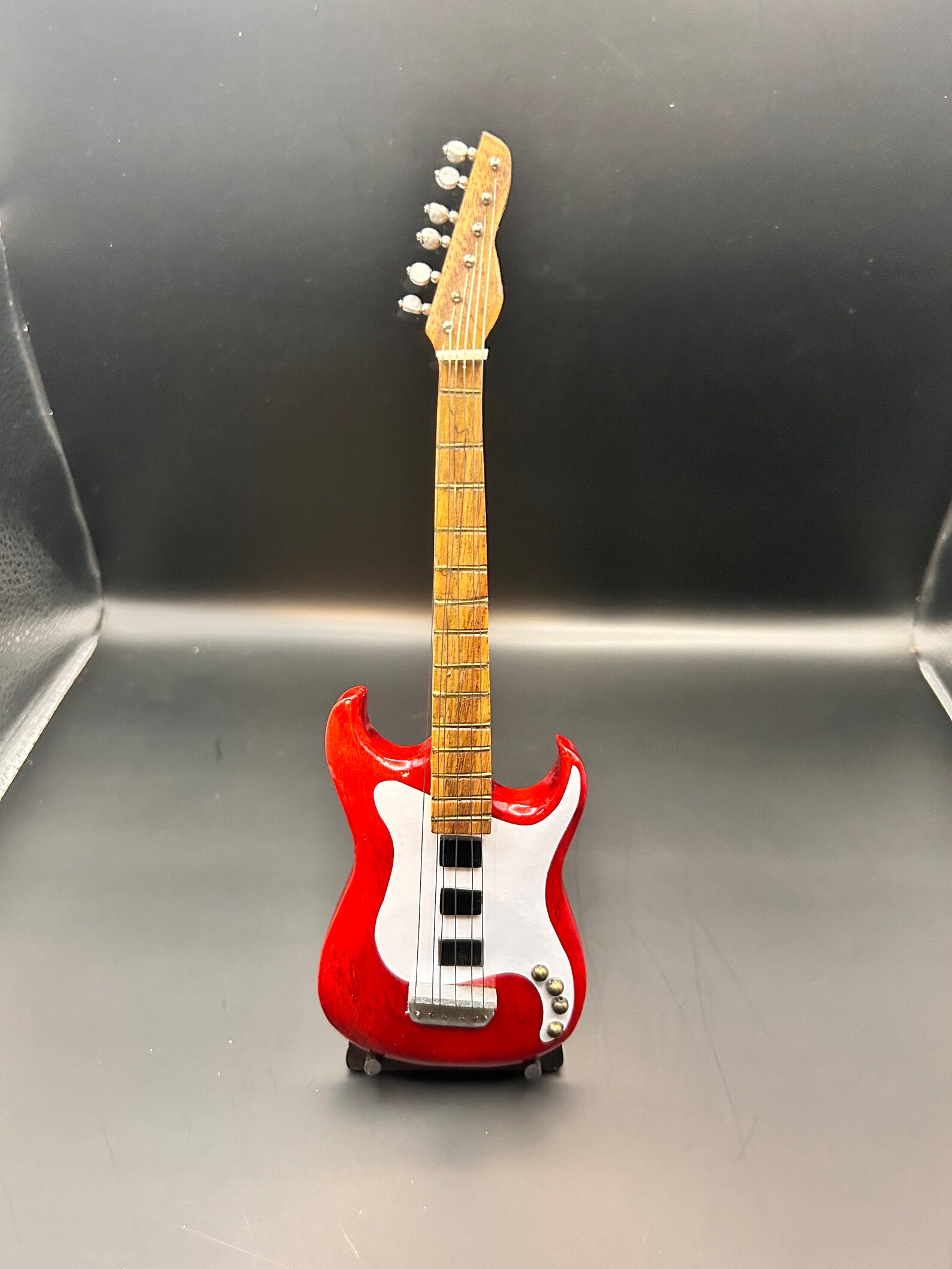 Miniature Guitar, 9.5" Miniature Replica Guitar Model in Three Colors ...