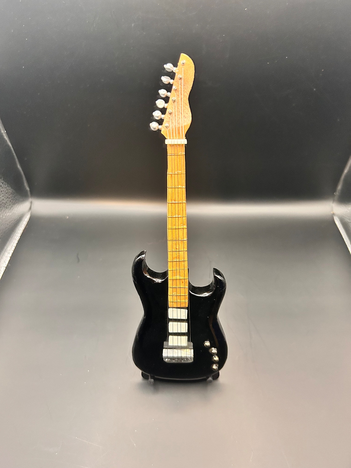 Miniature Guitar, 9.5" Miniature Replica Guitar Model in Three Colors ...