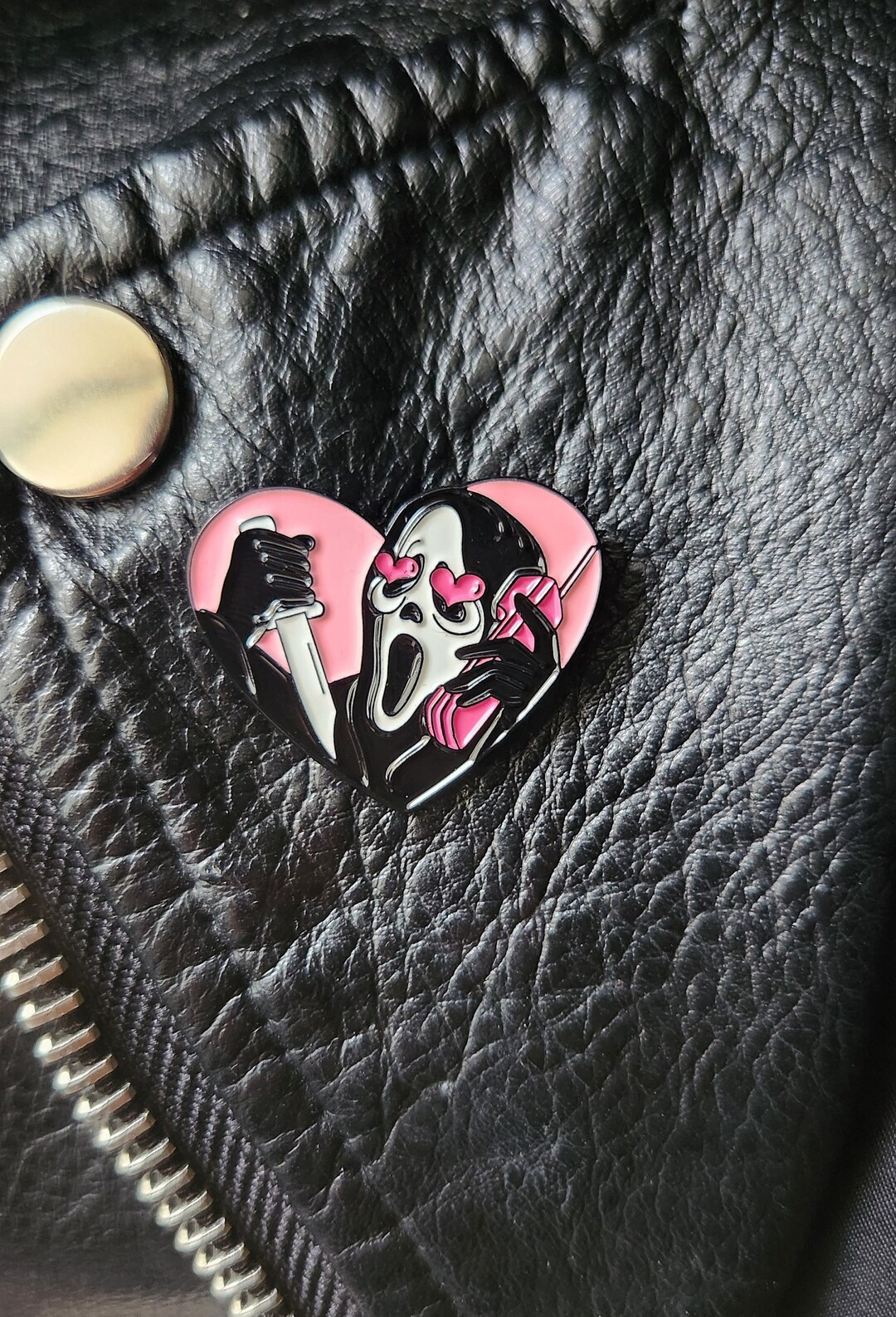 Ghostface / Scream Movie / Pink Heart, Horror Cult Classic / Hello ...