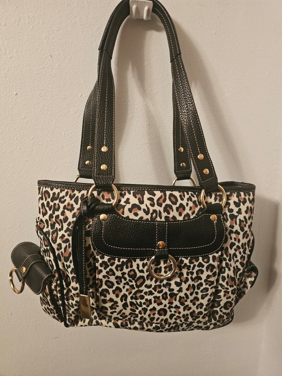 MAXX NEW YORK Multi-compartment Cheetah Print Purse W/ Satin Red Liner ...