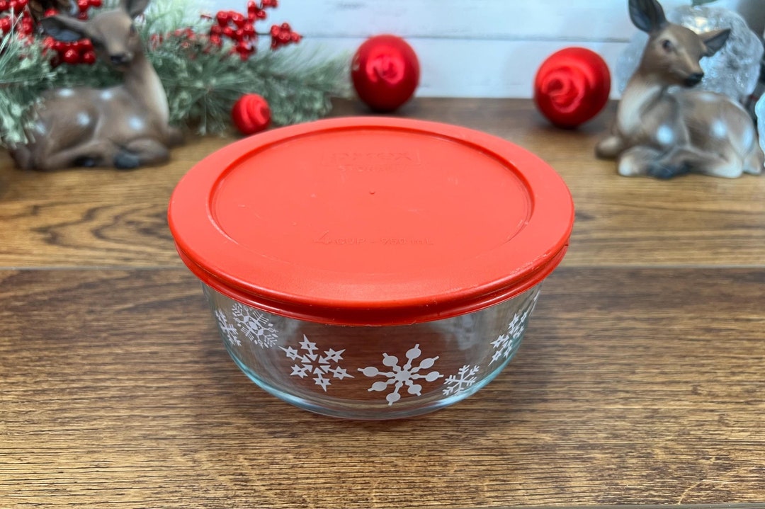 Limited Edition Christmas Pyrex Bowl With Lid - Snowflake Design, 4-cup ...