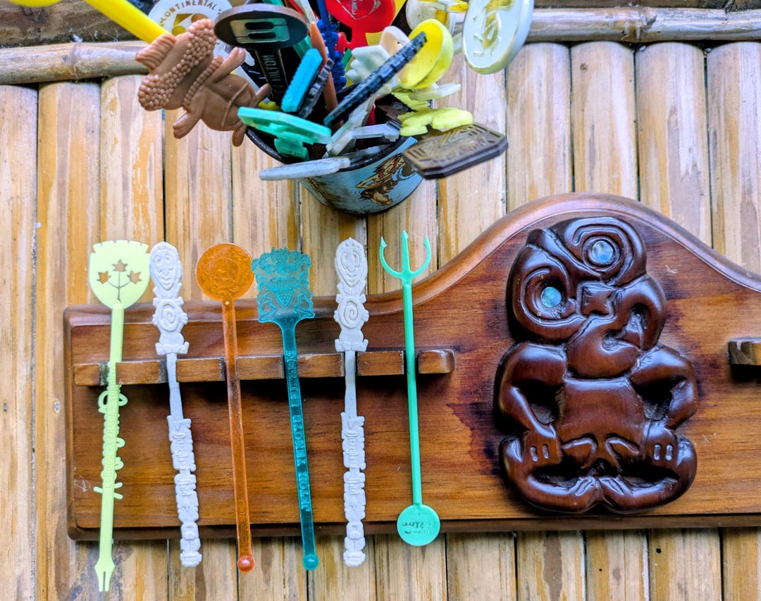 Vintage Tiki Swizzle Stick Holder, Retro Teaspoon Display, Maori Spoon ...
