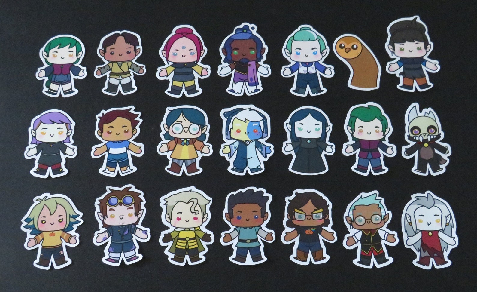 Chibi Stickers the Owl House Pin Luz Amity Eda King Hooty Hunter Willow ...