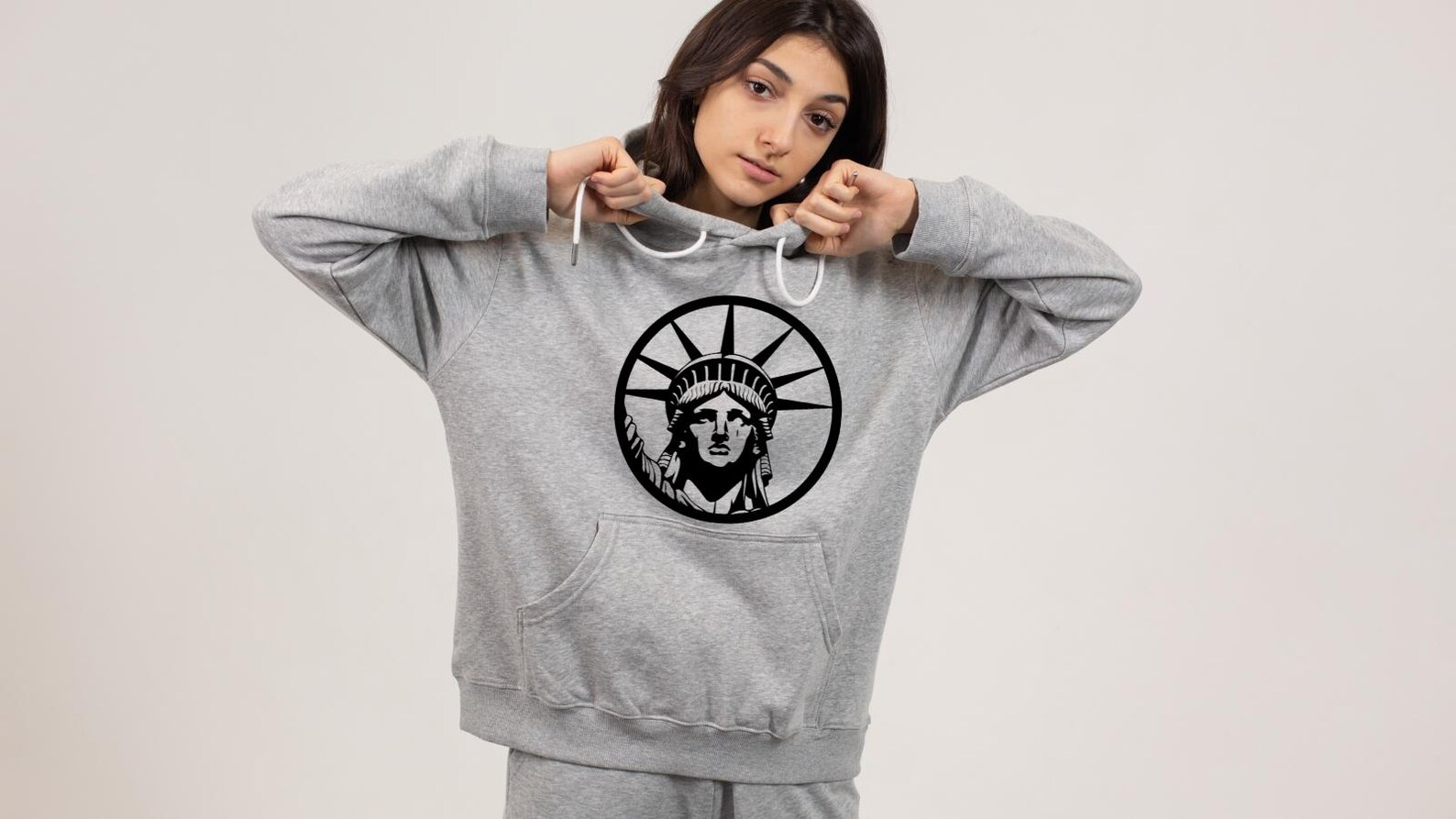 Statue of Liberty SVG, Vector Silhouette, Cutting File, Digital ...