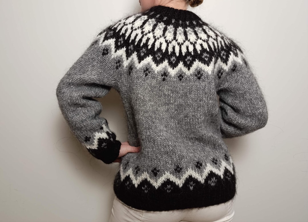 Vintage Unisex Icelandic Hand Knit Wool Sweater Jumper / Traditional ...