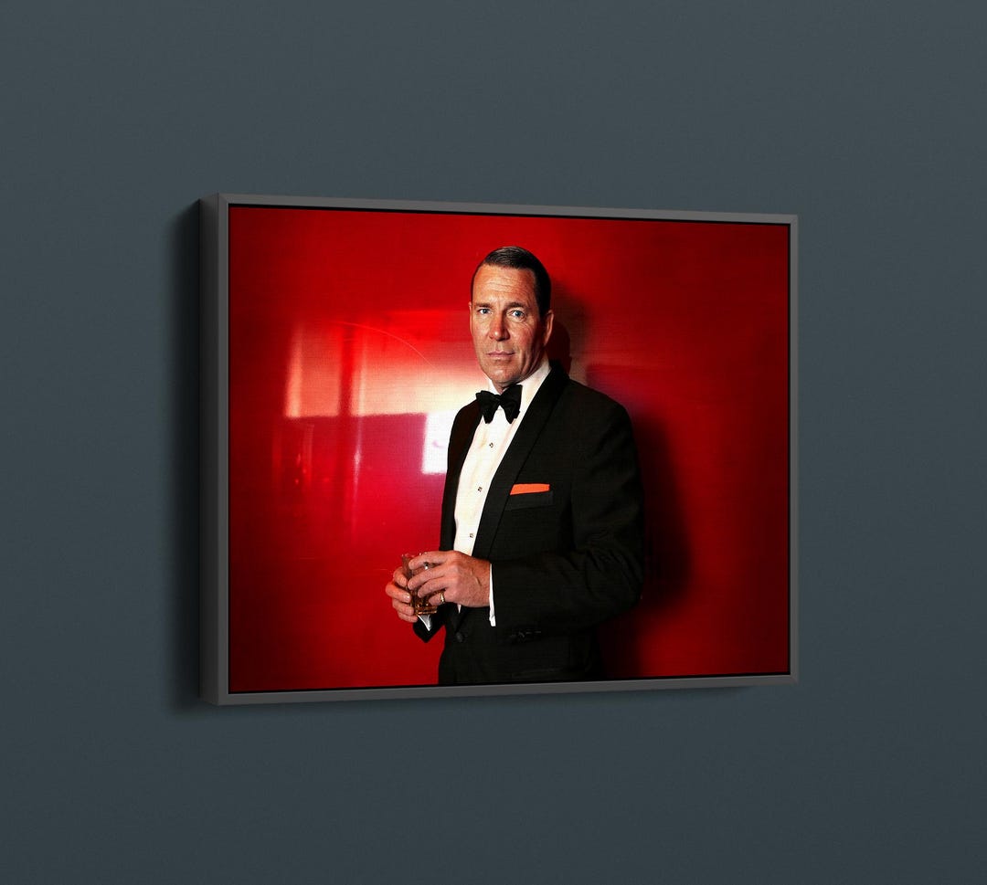 Frank Sinatra Canvas Wall Art - Iconic Podium Pose Framed Print ...
