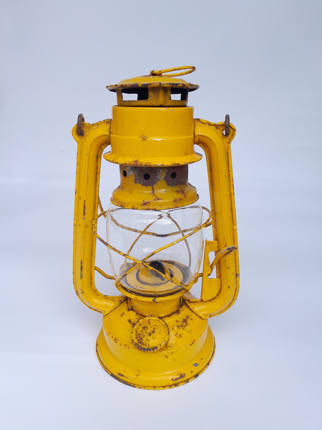 Vintage Yellow Hurricane Lantern Antique Oil Kerosene Storm Lamp Old ...