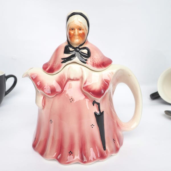 Old Lady Teapot - Etsy