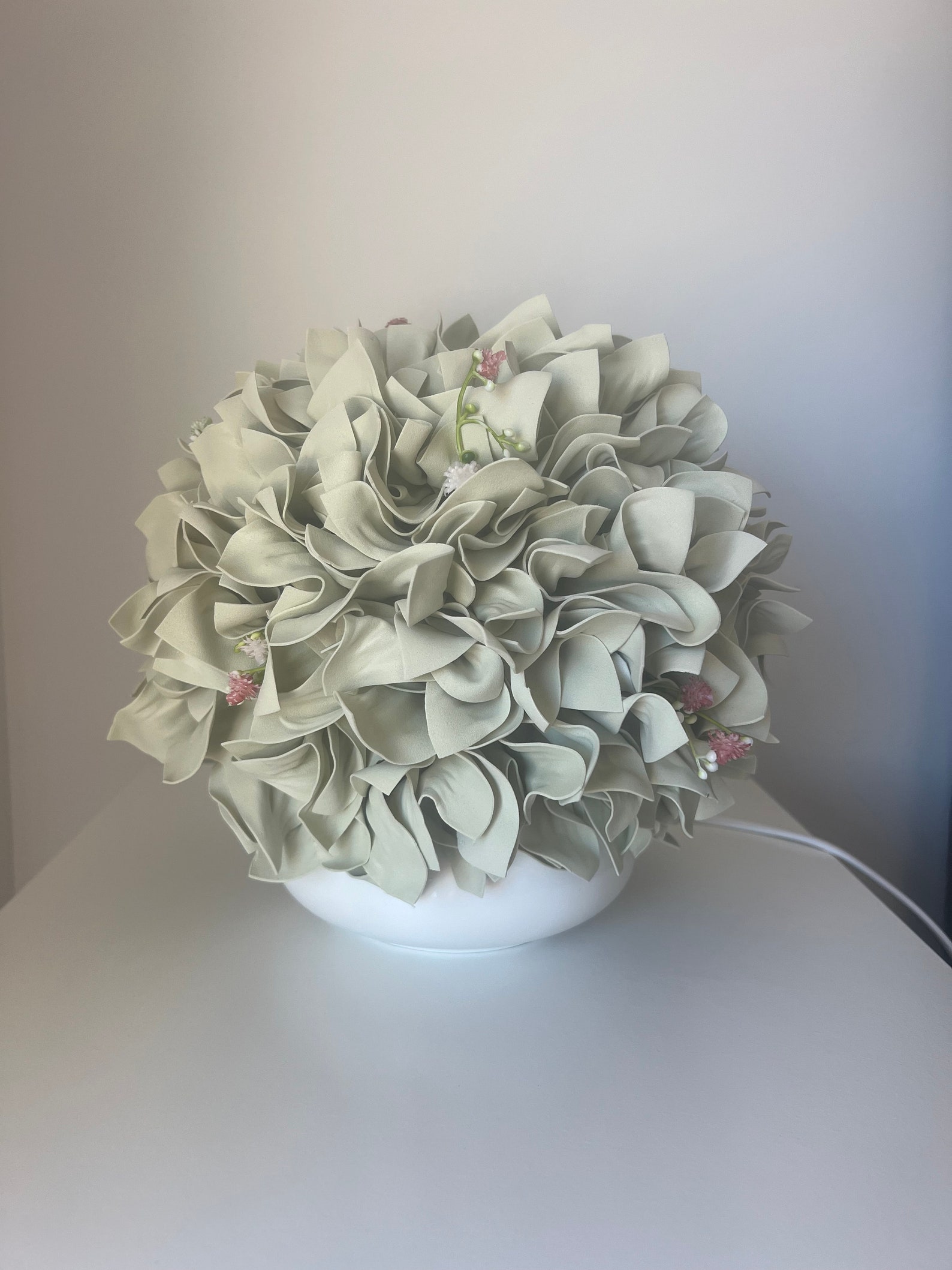 Floral Design One Piece Night Light, Interior Lighting With Electric ...